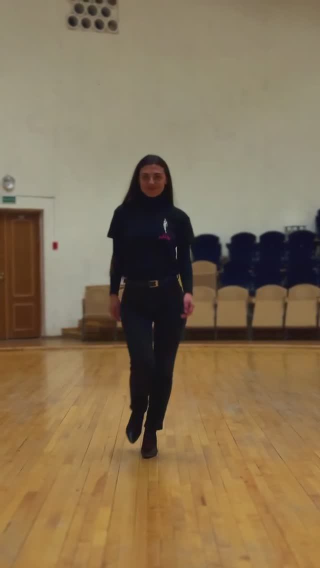 Дефиле🤍 с поворотом на 360