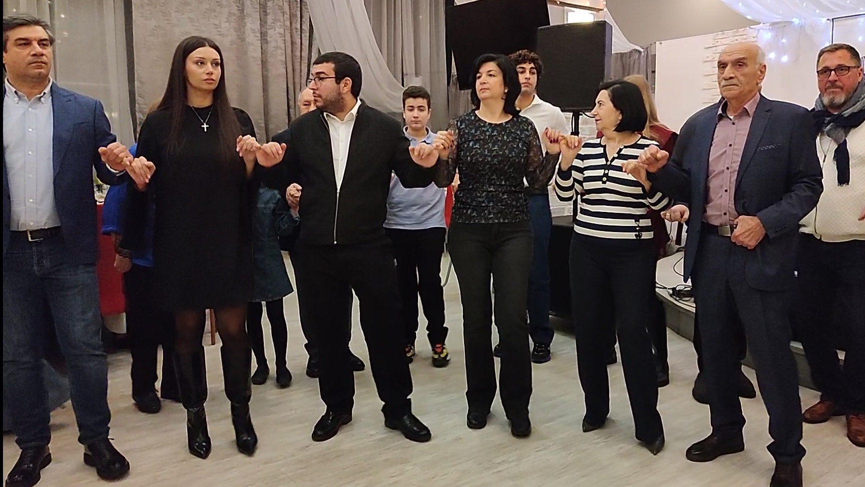 Ассирийцы 🔵⚪🔴 Духрана д Мар Гиваргис в Москве 🎊🙌🙏🏼❤ 16.11.2025