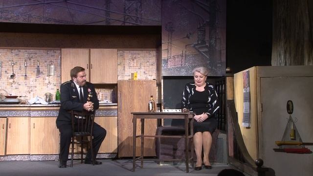 Постель брать будем?