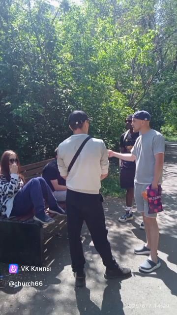 07.06.25 Служения благовестия в районе Химмаш. Многие услышали о Христе в этот день.