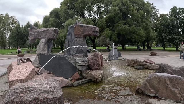 Африканка в Российской семье. Елагин остров - ЦПКО