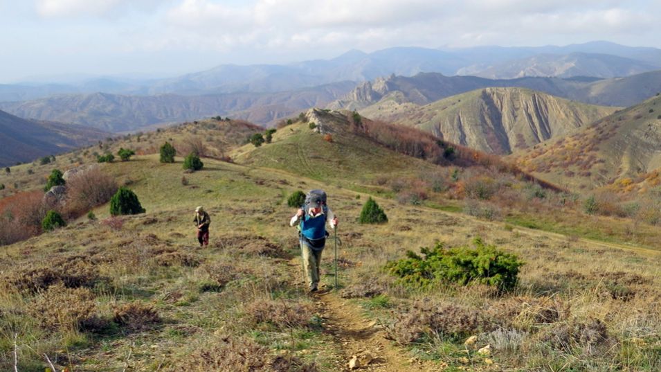 На перевале у Чатал-Кая (Чертовы рожки)