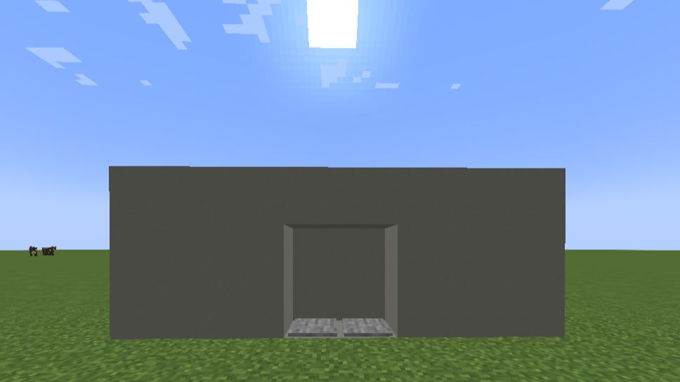 Как построить механическую дверь в майнкрафте.