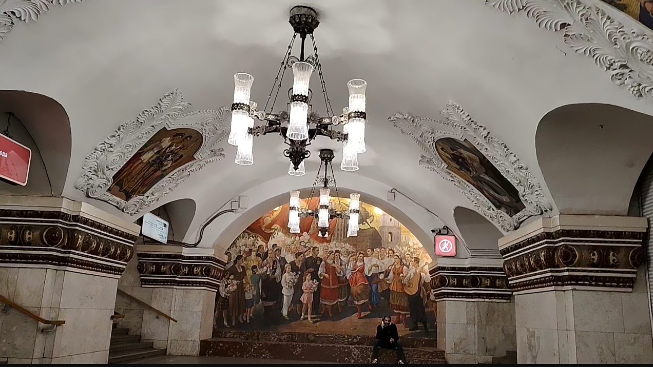 Гуляем по метро