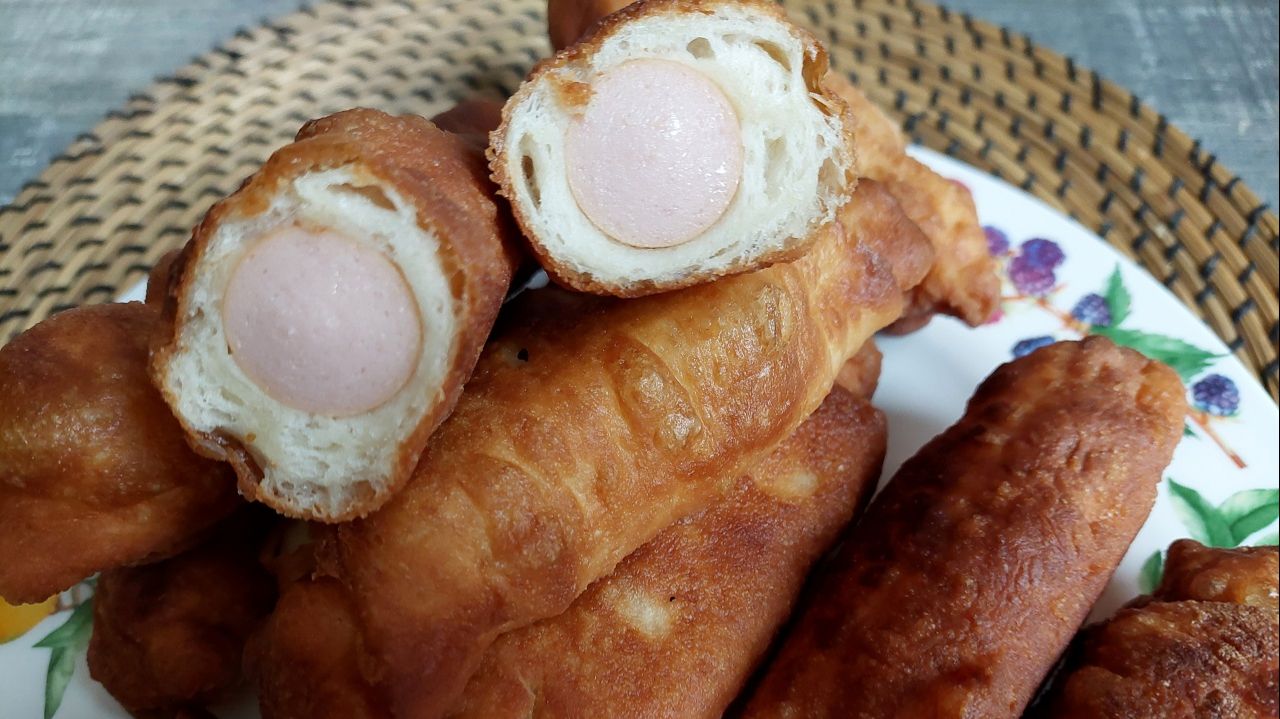 Сосиски в тесте. Тесто дрожжевое для пирожков, которое всегда получается.