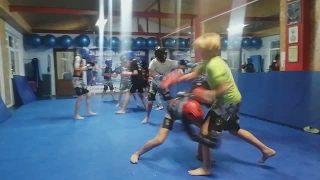 Пятничные спарринги в детской группе Кэмпо-ММА