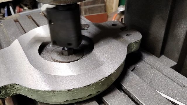 Восстанавливаю тиски для фрезерного станка