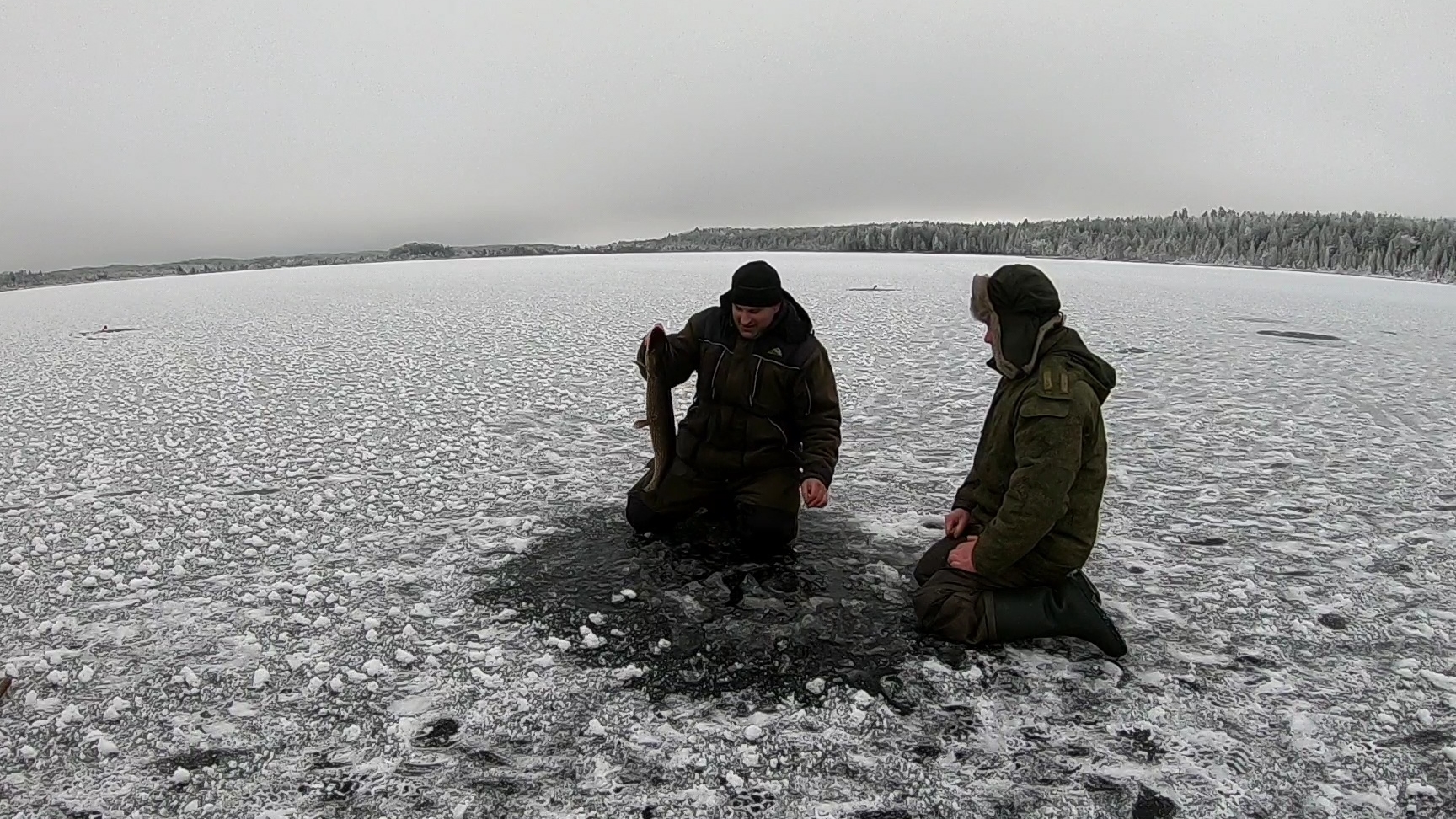 Зимняя рыбалка в Карелии, ловим щуку на жерлицы!!!