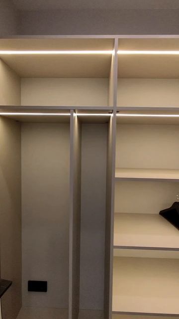 Шкаф в хозяйскую комнату