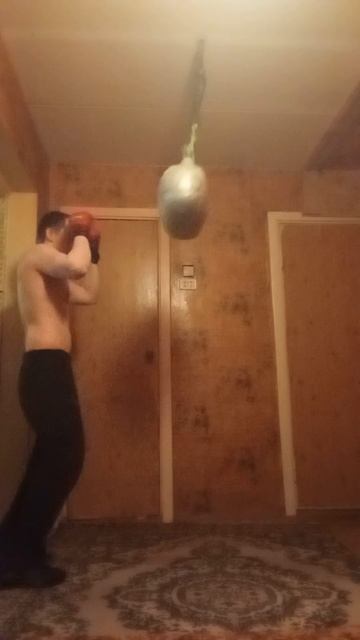 Тренировка по боксу дома