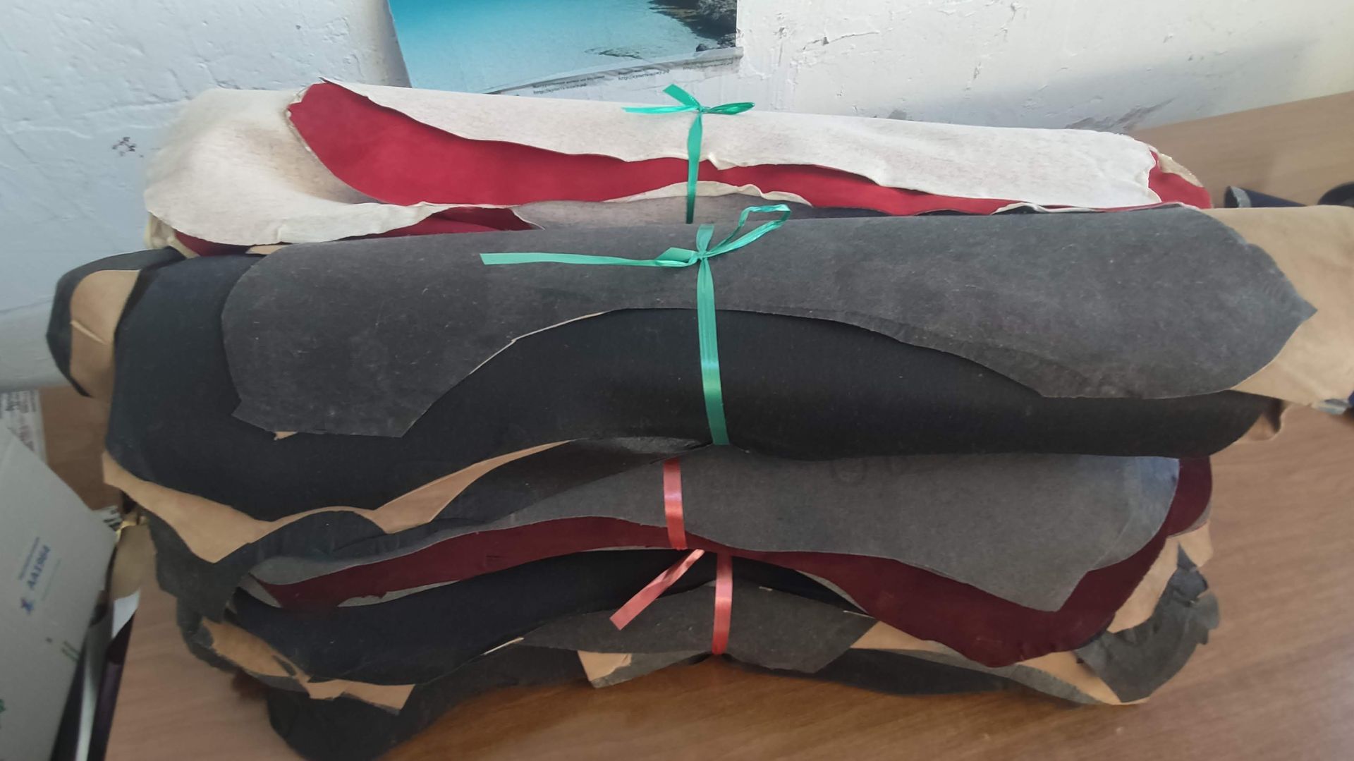 Коробка № АА1964   Велюр из кожи МРС с дублировкой