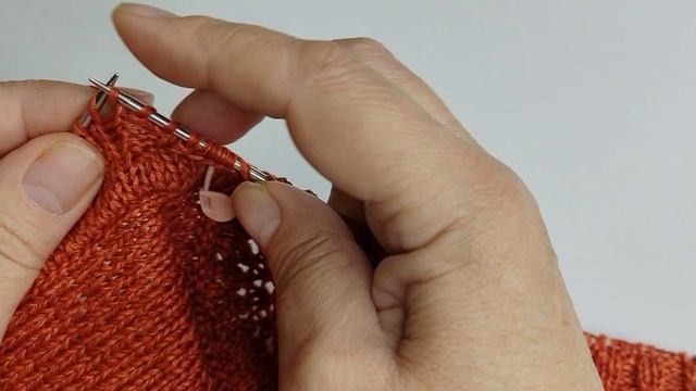 Петли для пуговиц.