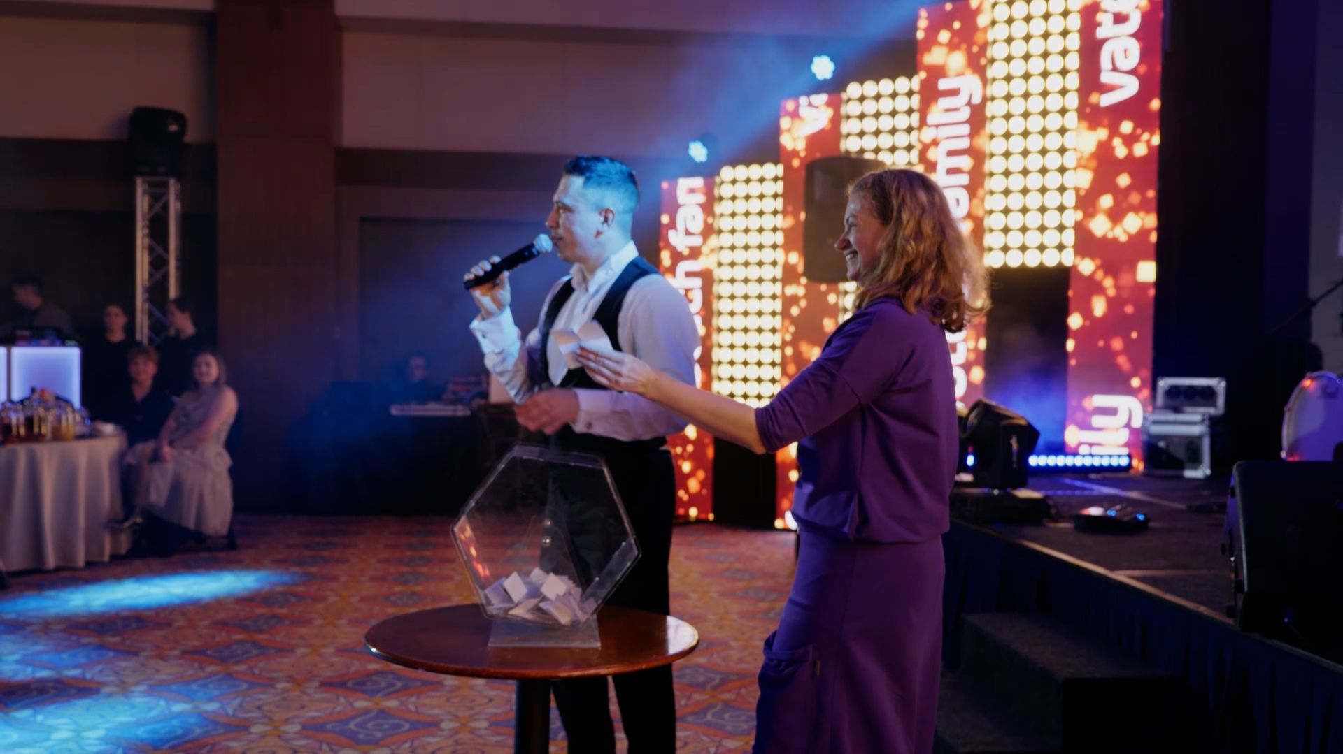 Живые эмоции вашего праздника | Профессиональный репортаж с корпоратива г. Владивосток