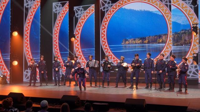 Вокальная группа Братина. Казачий круг 2025. 4K(UHD).