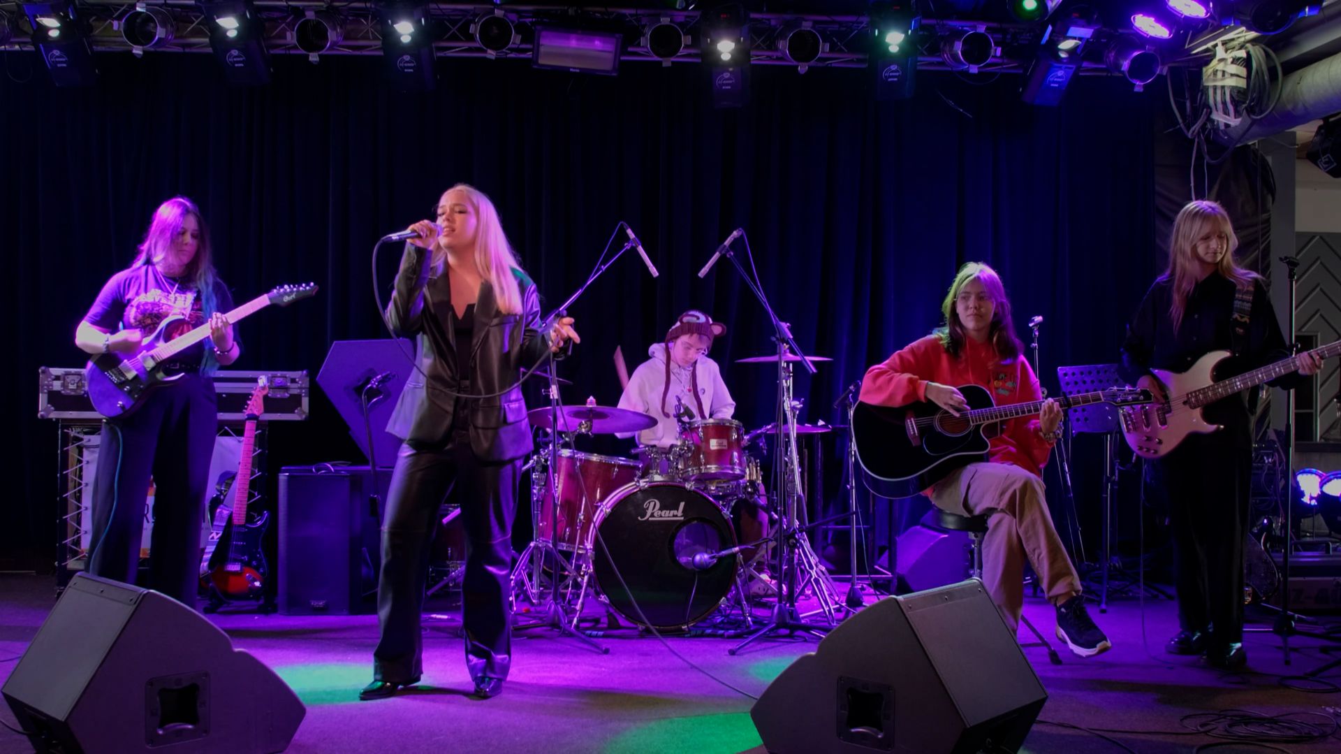 Гастрономия и живой звук | Съемка музыкального ивента во Владивостоке