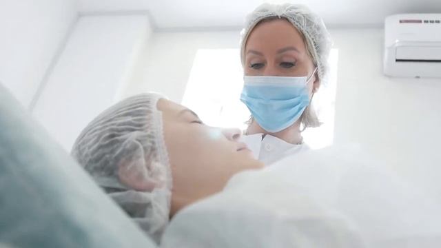 Мезотерапия области вокруг глаз