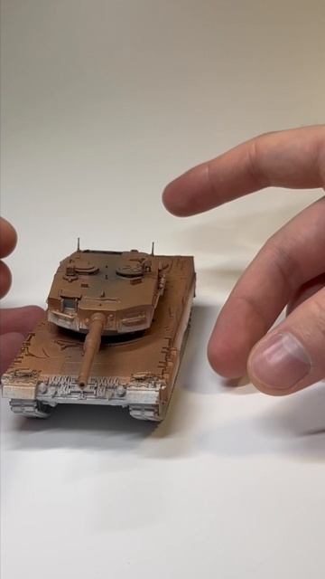 Leopard 2 - Камуфляж в стиле леопарда