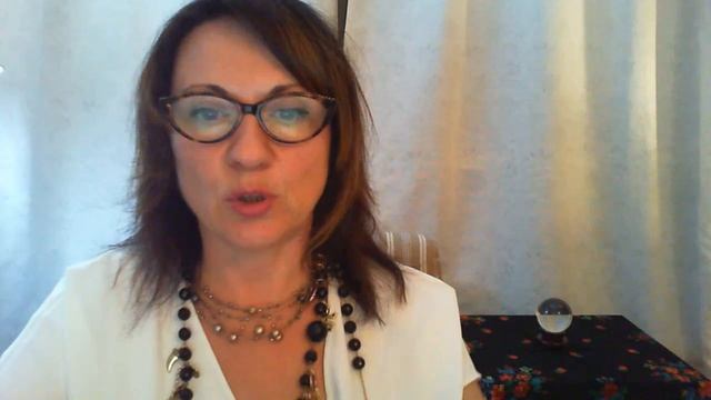 Вебинар Анаситы Кармелитски по Старшим Арканам, подготовке к гаданию и начальные навыки.