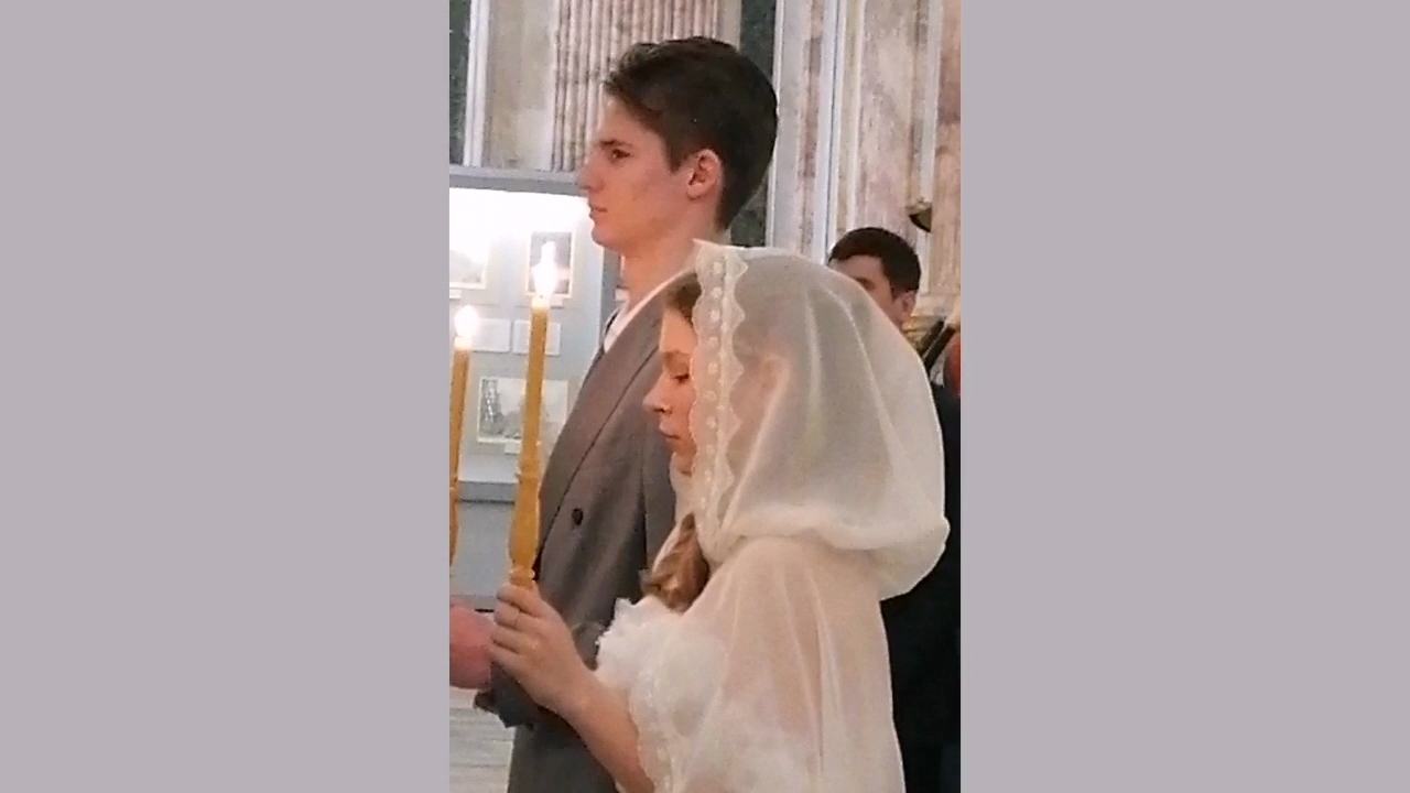 Исаакиевский собор. Санкт-Петербург. Попали на венчание. Были в туре в мае.