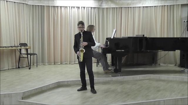 C. Cowles «Drifting» Исп. Роман Лыч (саксофон)