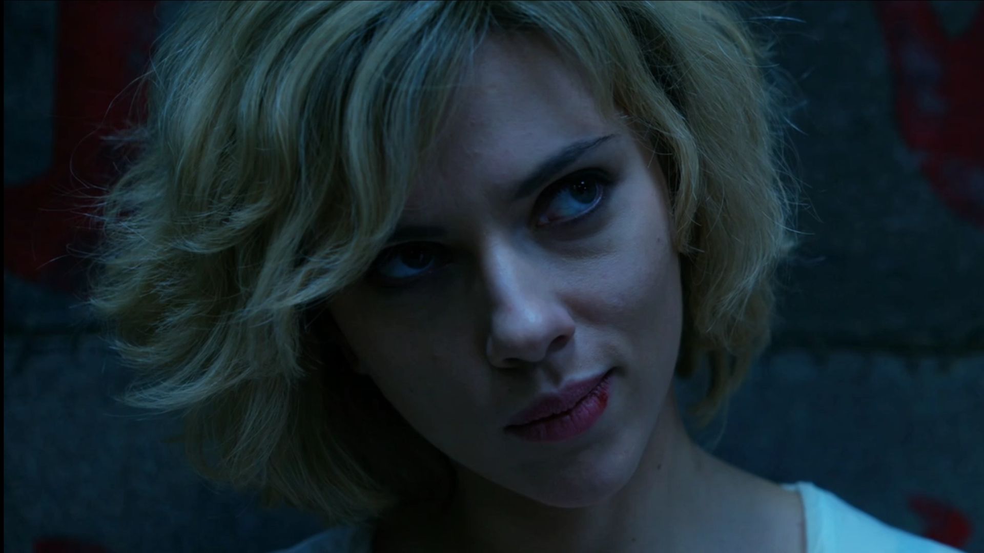 Люси. Скарлетт Йоханссон