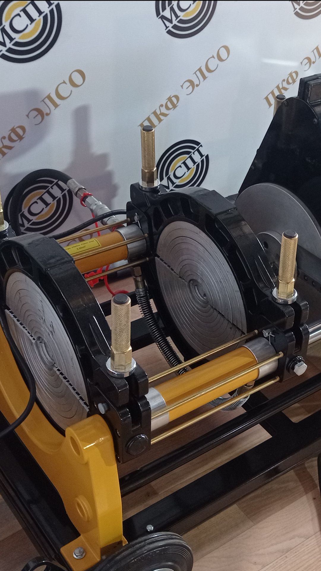 РЕМОНТ ЦЕНТРАТОРА 2 стыкового сварочного аппарата