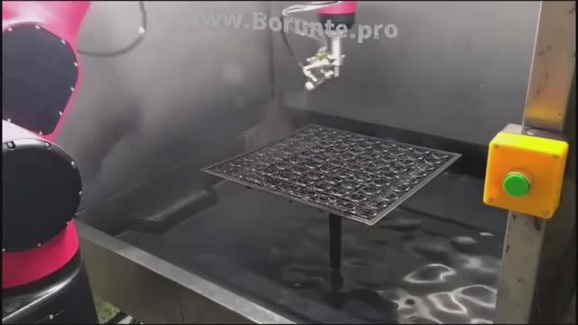 28. Воздушная роботизированная покраска колец на воду промышленным роботом BORUNTE