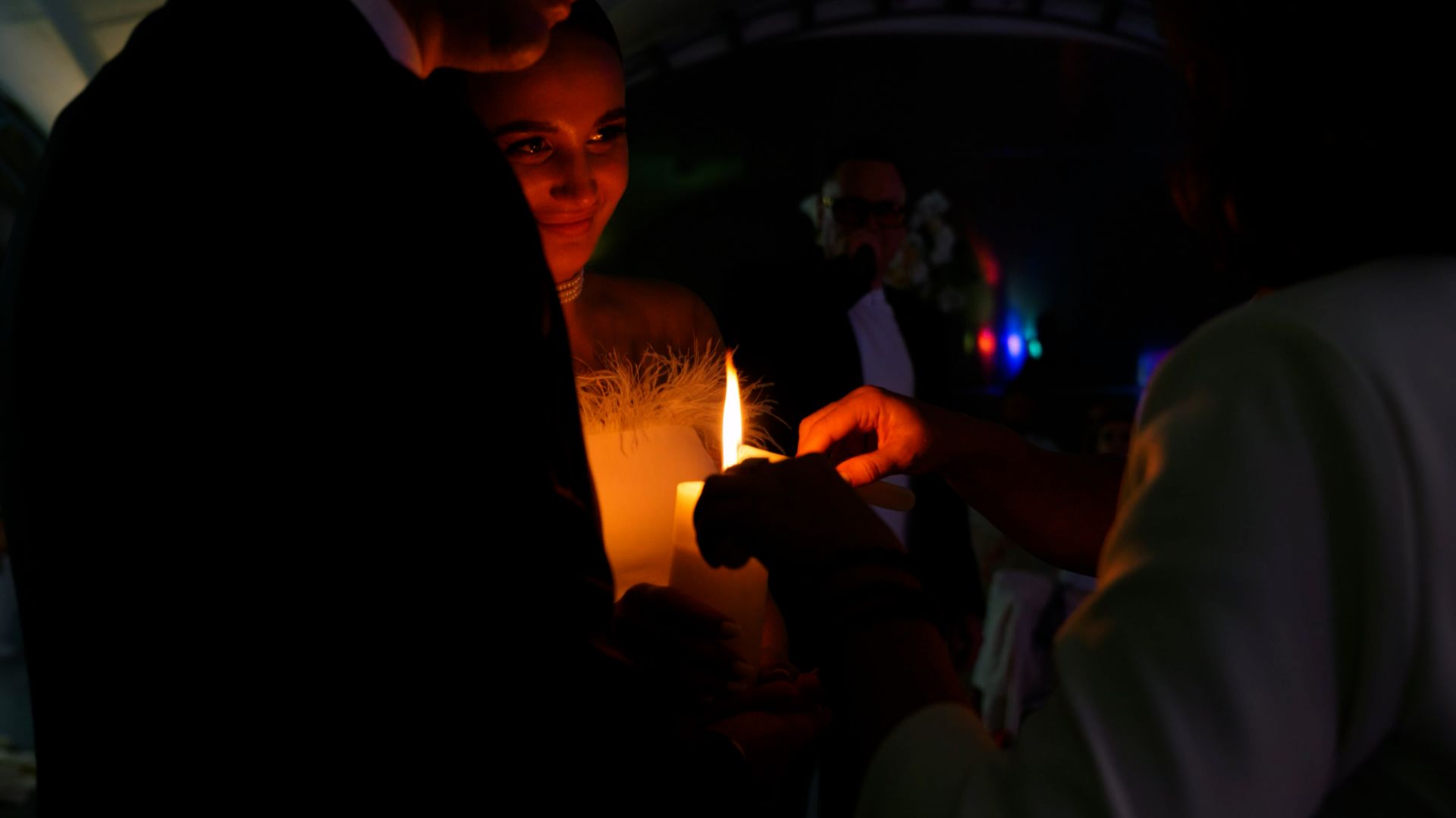 Свадебный видеооператор  | минутный ролик о любви г. Владивосток