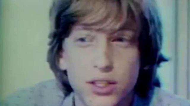 𝗕𝗶𝗹𝗹 𝗚𝗮𝘁𝗲𝘀 𝗘𝗱𝗶𝘁