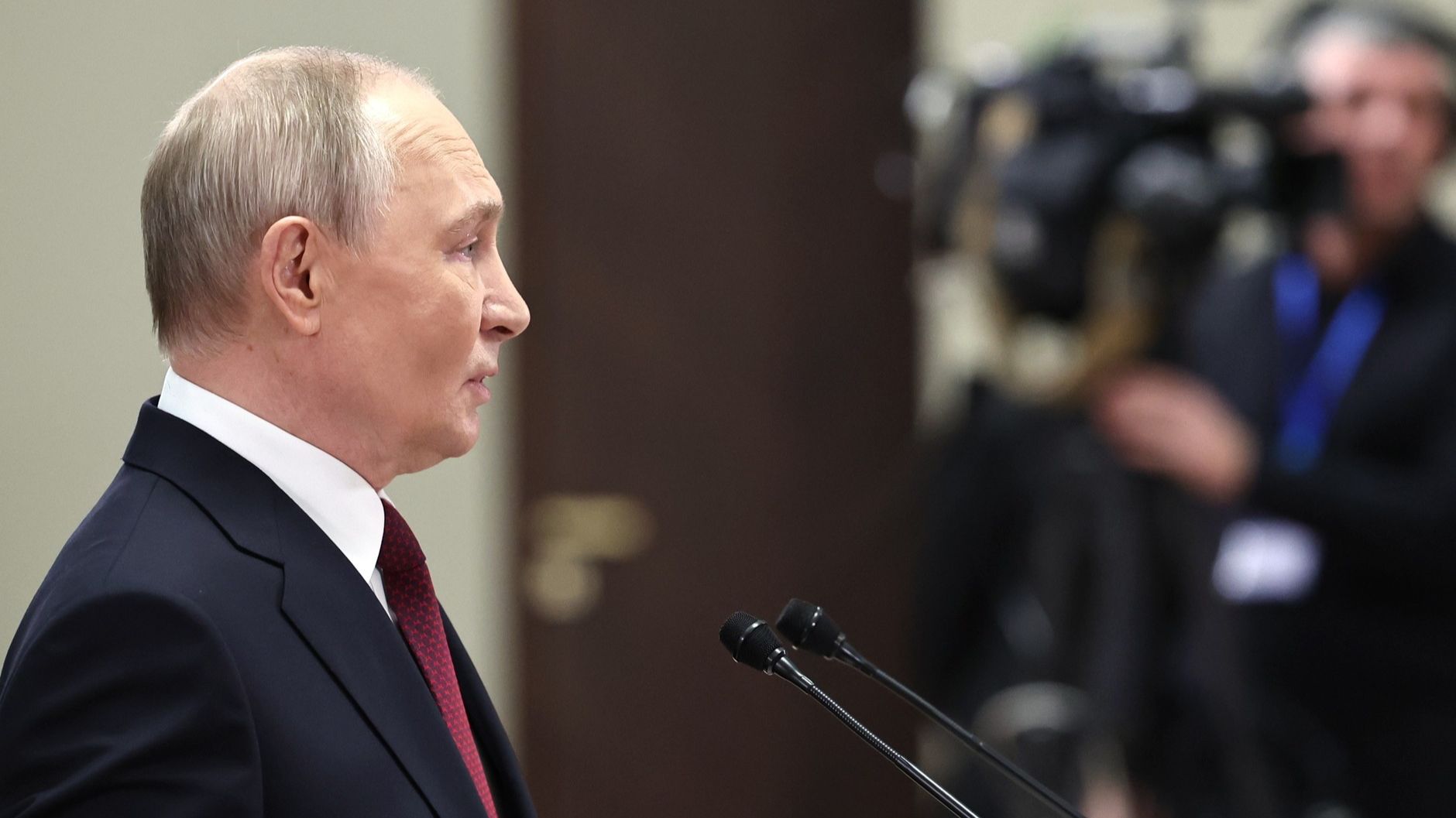 20251127 Putin Kirgizia