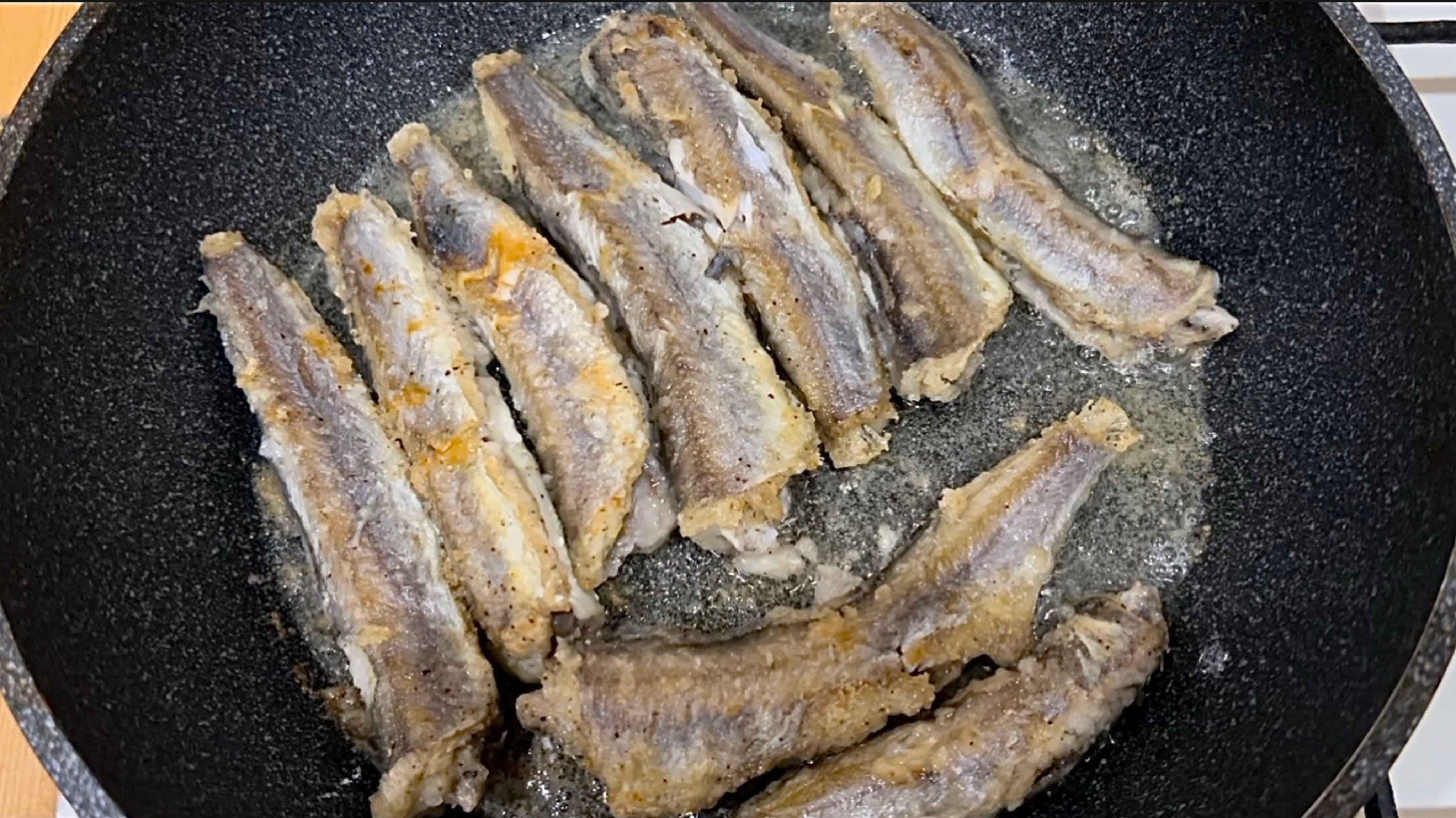 17 ноября. ЖАРЕНАЯ ПУТАССУ. Мой первый опыт. РУБЛЕНЫЕ КОТЛЕТЫ ЗАГОТОВКА