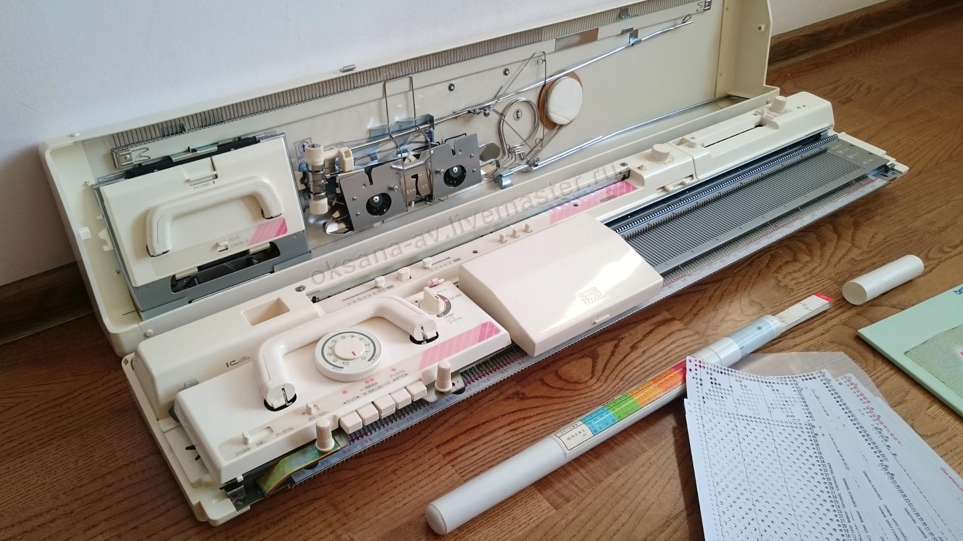 Вязальная машина    Brother KH-893 (№1020814) / KR-840 (2238427)