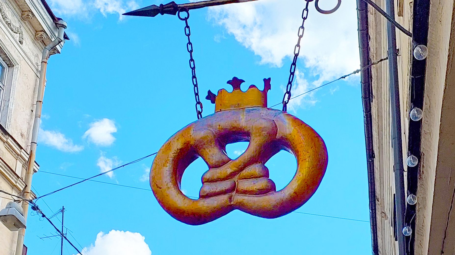 Часовая башня, гномик Вилли и другие локации Выборга.