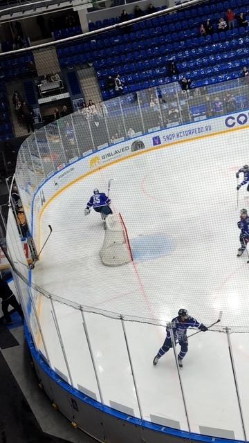 Хоккей От Денчика команды на льду