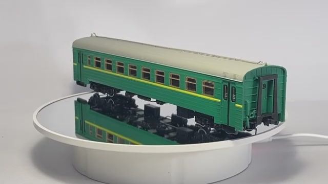 Модель прицепного вагона ЭР2, «Наши поезда» MODIMIO, выпуск 22