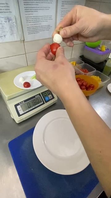 канапе_каперзе_моцарелла