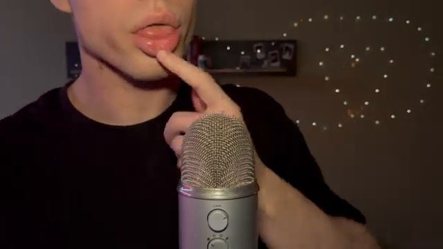 ASMR для сна 💤 Мокрый 💧 пальчик.Звуки рта.