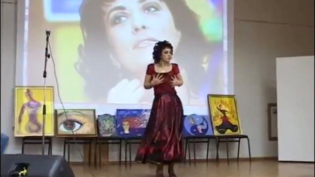 "БАЙЛЕ КОН РОССА" (Танец с розой), исполняет Инна Марухленко