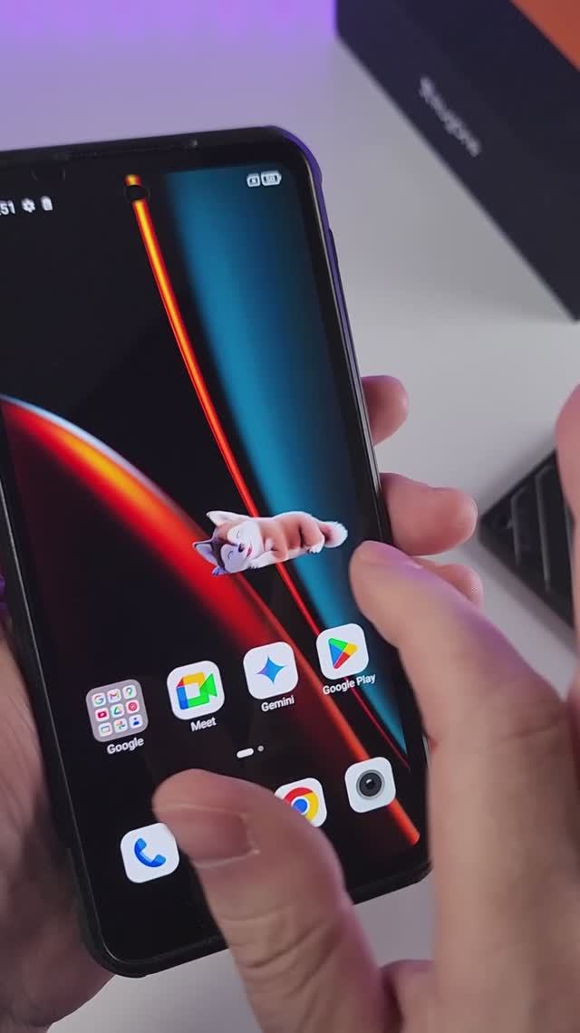 СМАРТФОН РАБОТАЕТ БЕЗ АККУМУЛЯТОРА! ПЕРВЫЙ В МИРЕ!