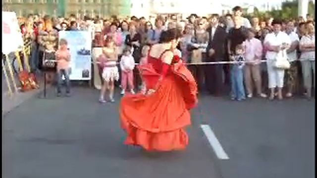 "Скрипка" Танцы на площади, танцует Инна Марухленко
