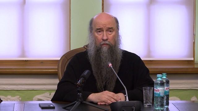 Обязан ли христианин быть пацифистом? Можно ли благословлять грузы, отправляемые на СВО?