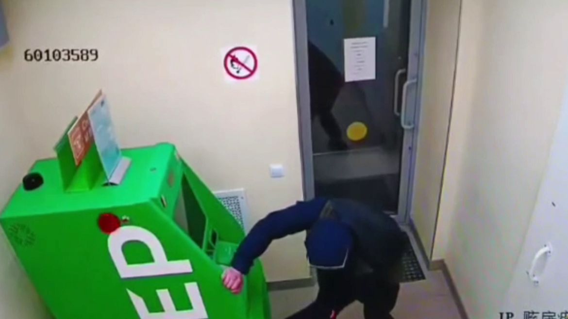 Житель Теберды задержан за попытку взлома банкомата и три кражи