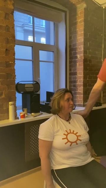 Как расслабить область плеча и лопатки