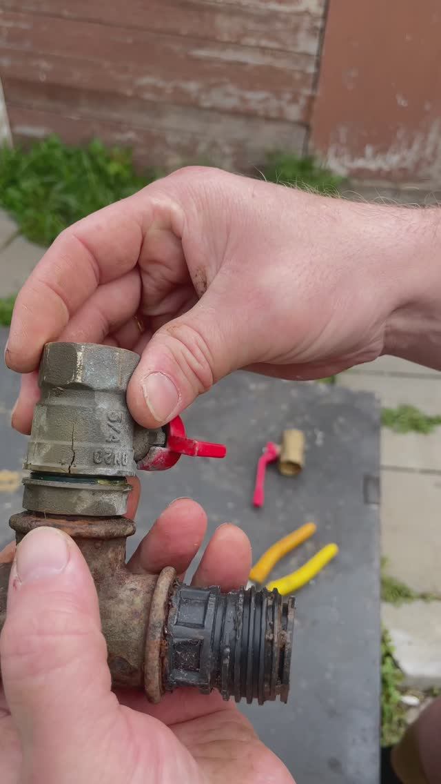 Как починить водопровод на даче?