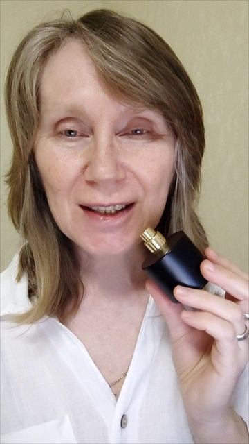 Девочки, если ваш мужчина будет пахнуть этим парфюмом, 
вы от него ни на шаг не отойдете....