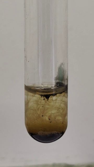 сульфид железа (III) не существует