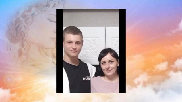 Принимайте наши поздравления, любимые мамы ❤️