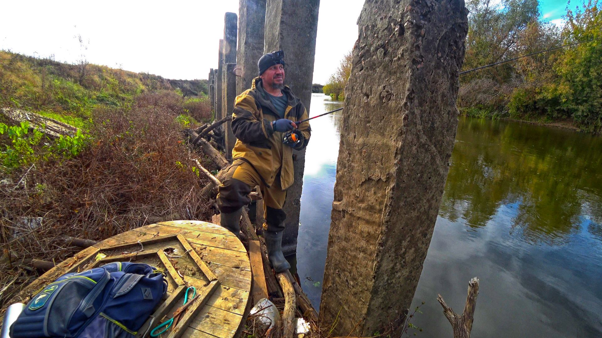 НЕ РЫБАЛКА, А ПРОСТО РАЗДАЧА РЫБЫ. НАЛОВИЛСЯ ОТ ДУШИ. КЛЮЕТ РАЗНОРЫБИЦА СУДАК, ЩУКА, ОКУНЬ.