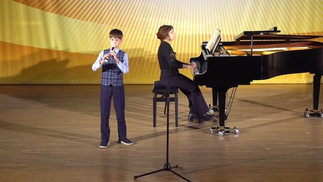 И. Дюссек "Старинный танец"