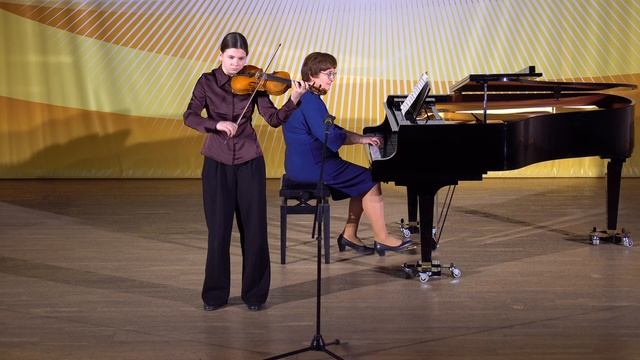 В.Моцарт. Менует